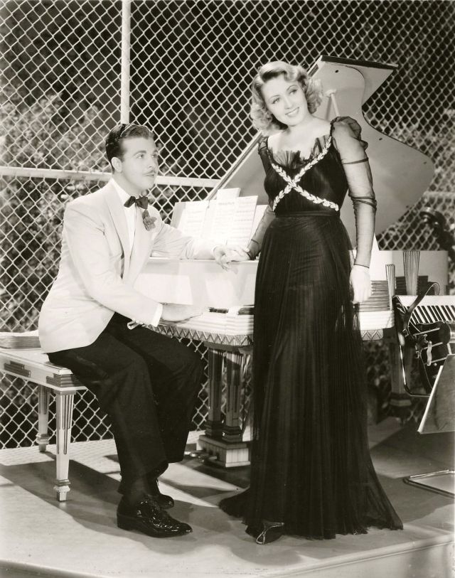 Gold Diggers of 1937 (1936) | Hometowns to Hollywood