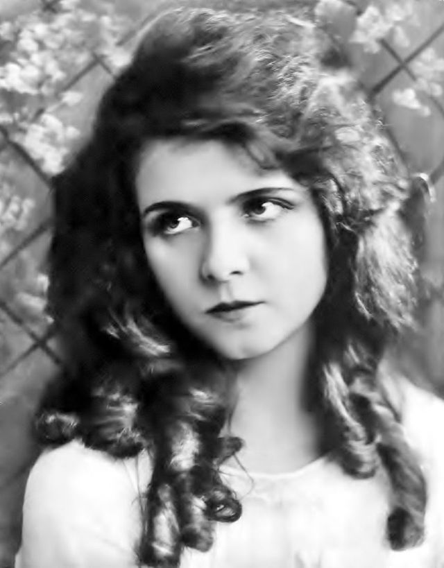 Olive Thomas | Hometowns to Hollywood