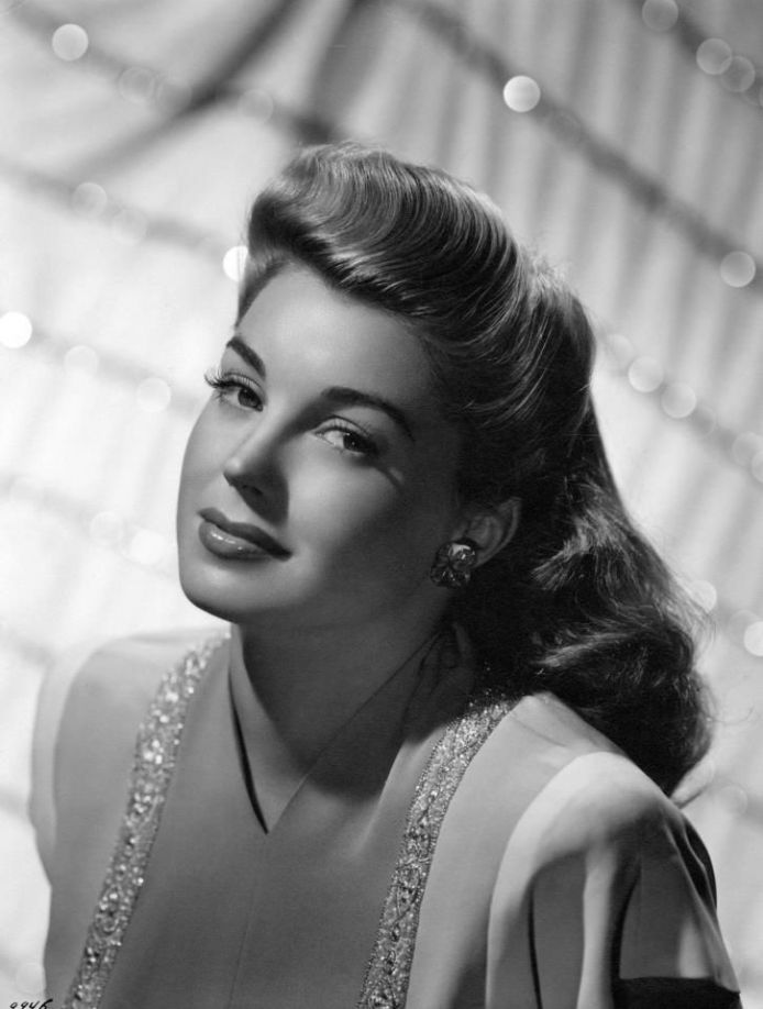 Esther Williams | Hometowns to Hollywood